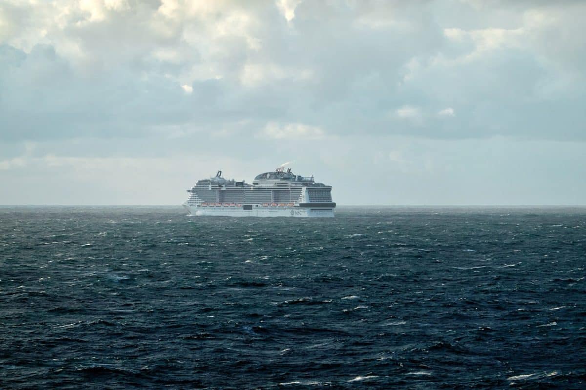 The cost of a world cruise: what you need to know - Interreg 5A FCE